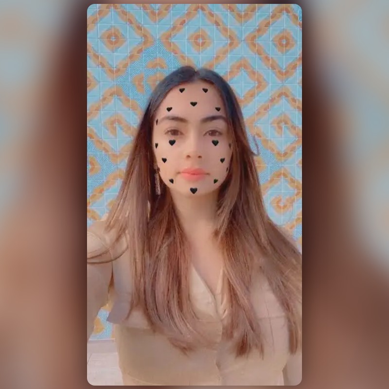 Black Hearts Lens by Snapchat - Snapchat Lenses and Filters