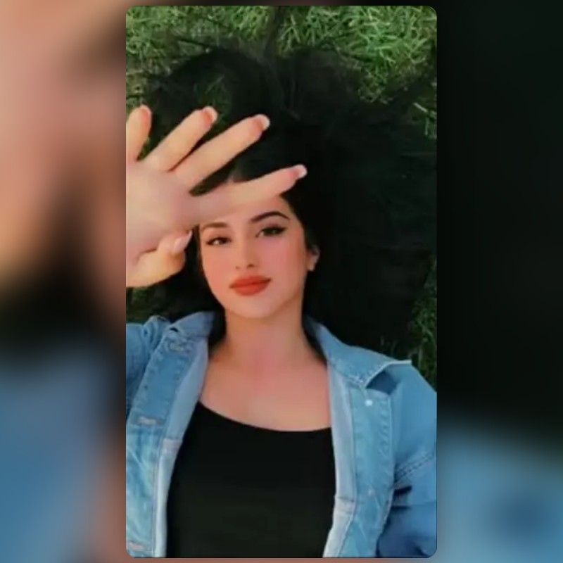 Gold Time - Soft Lens by Sunny Bahadurpuria🎥 - Snapchat Lenses and Filters