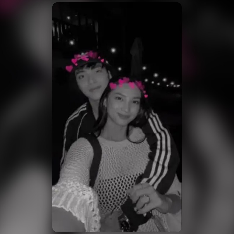 BnW Pink Hearts Filter by Anuraag | Snapchat Lenses