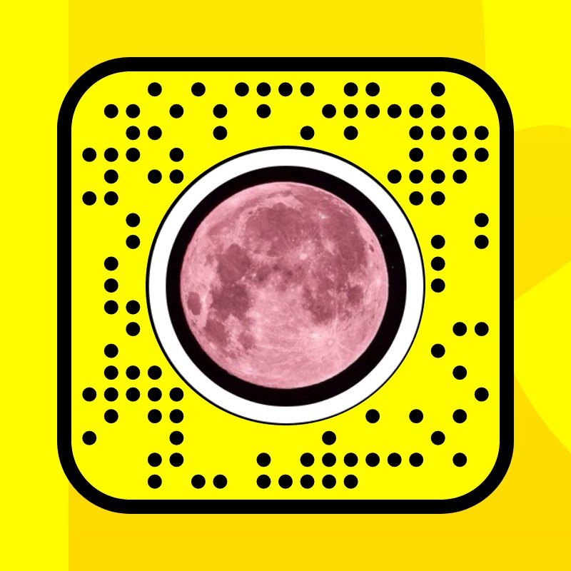 moon Lens by G U R G A 🚸⚠️ - Snapchat Lenses and Filters