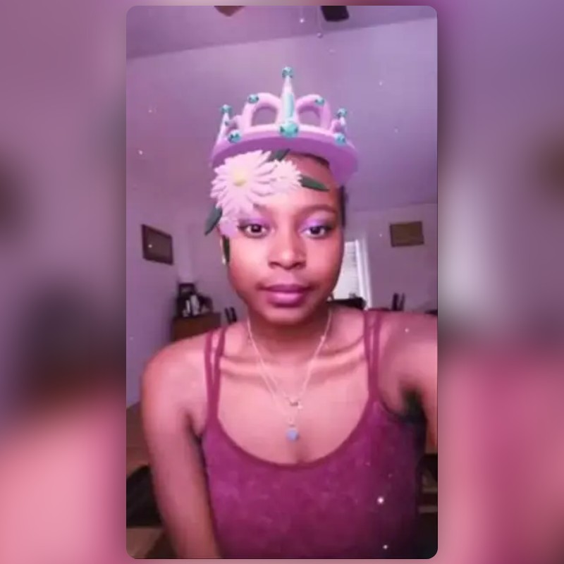Elegant Crown Lens - Snapchat Lenses and Filters