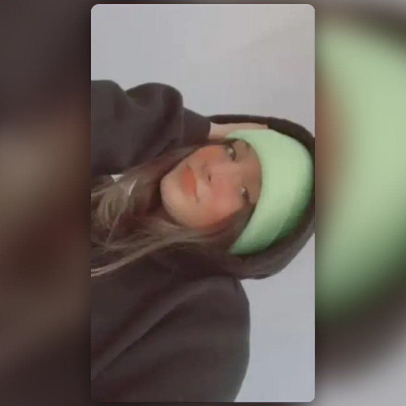 เลนส์ Grandiose สร้างโดย Awais Chorahi - เลนส์และฟิลเตอร์ Snapchat