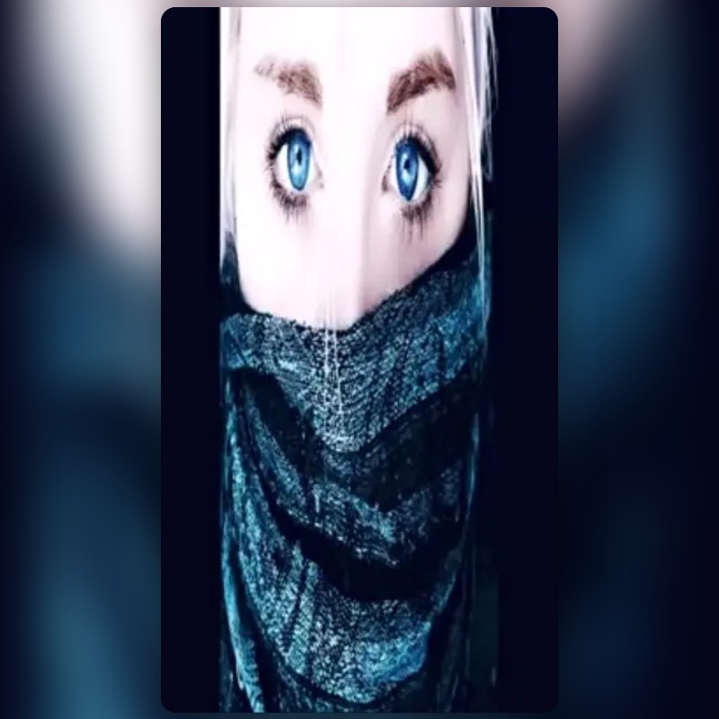 BLUE BEAUTY Lens by October ♏️ - Snapchat Lenses and Filters
