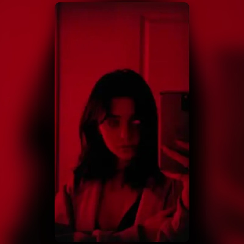 Red Blink Eyes Lens by Snapchat - Snapchat Lenses and Filters