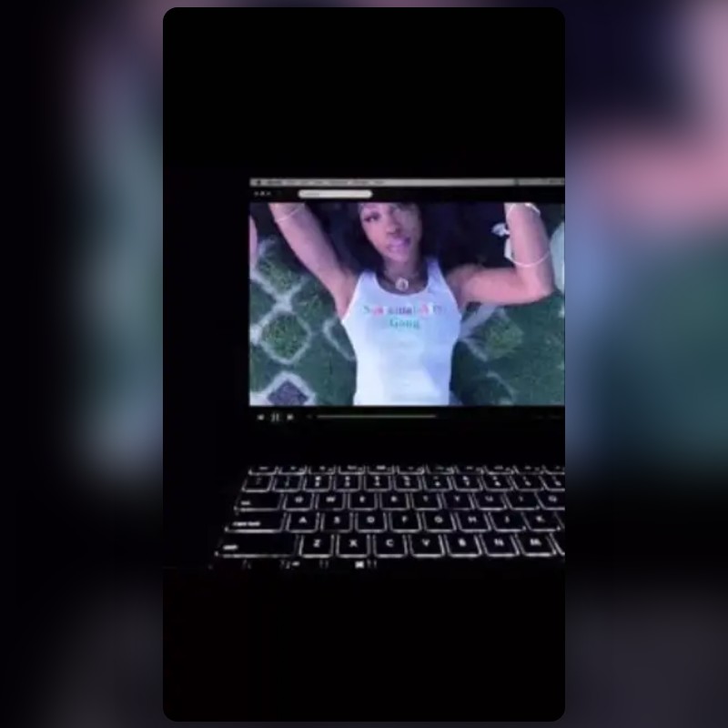 laptop screen Lens by zanna - Snapchat Lenses and Filters
