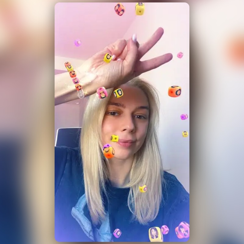 Friends bracelet Lens by Snapchat - Snapchat Lenses and Filters