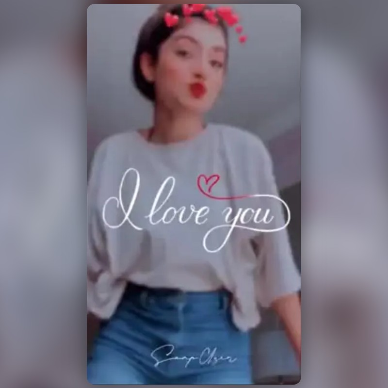Blur Love Heart Lens by Sunny Bahadurpuria🎥 – Snapchat Lenses and Filters