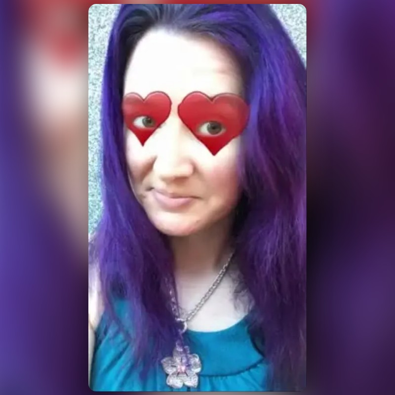 Heart Eyes Lens by R͙h͙o͙n͙d͙a͙ - Snapchat Lenses and Filters