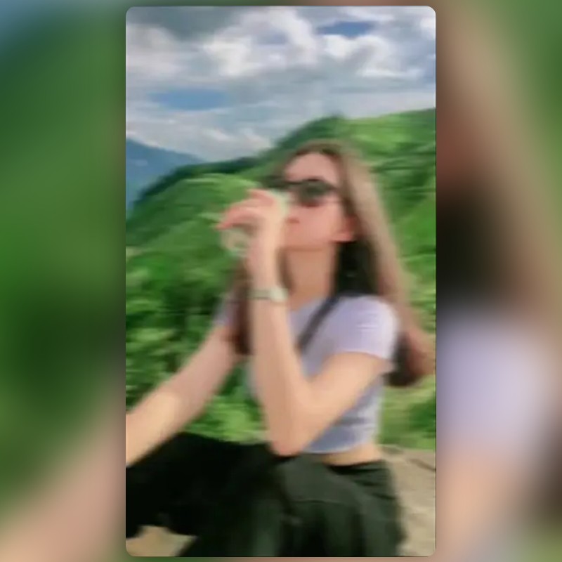 Soft Blur Filter by Vivek Thakur 🌴 | Snapchat Lenses