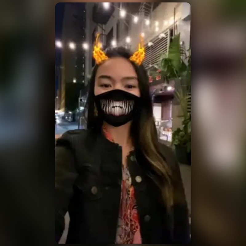 เลนส์ monster สร้างโดย La - เลนส์และฟิลเตอร์ Snapchat