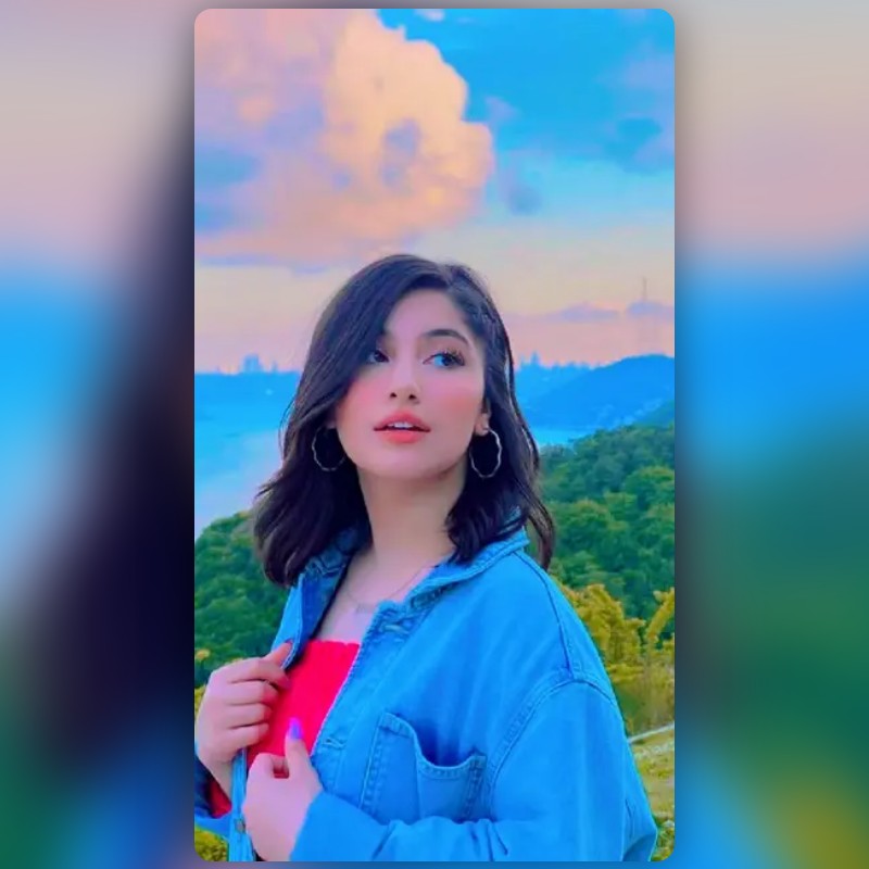 CHILLED GLOW Lens by Pari Filter 🩵 🦋 🩵 - Snapchat Lenses and Filters