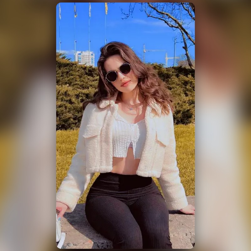 MAPLE SKY LOVE Lens by Sunny Bahadurpuria🎥 - Snapchat Lenses and Filters