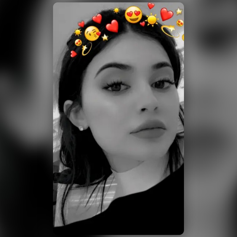 Sweet BW Retouch Filter by Retouch Filter 💫 | Snapchat Lenses