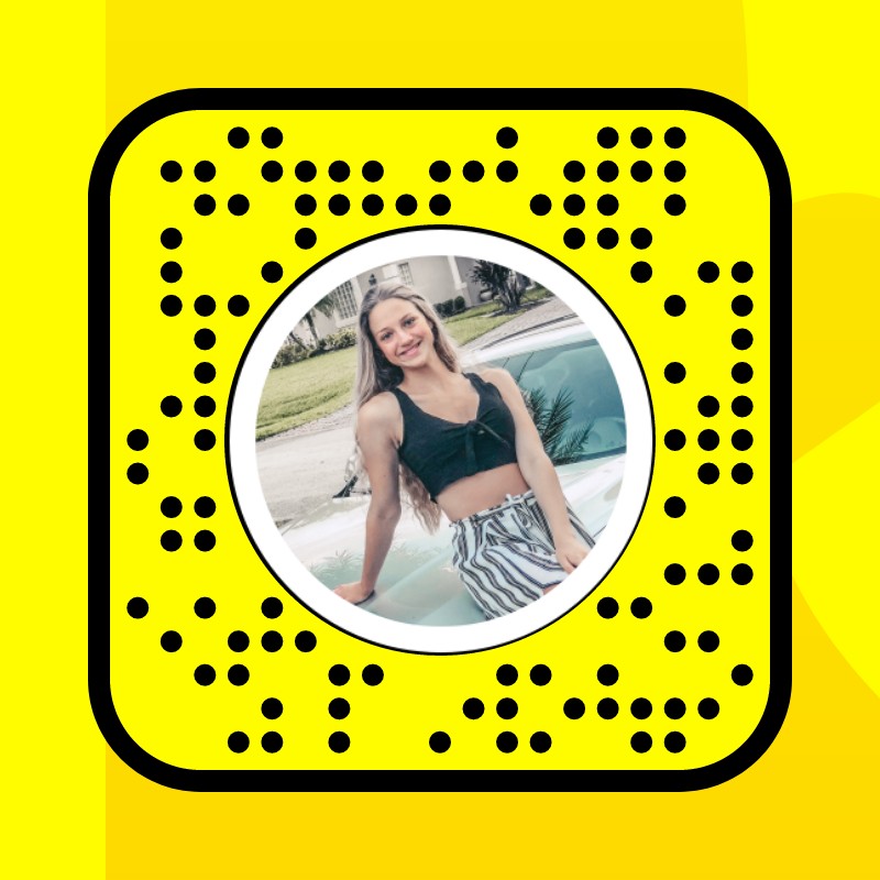A lot of White Lens by liz - Snapchat Lenses and Filters