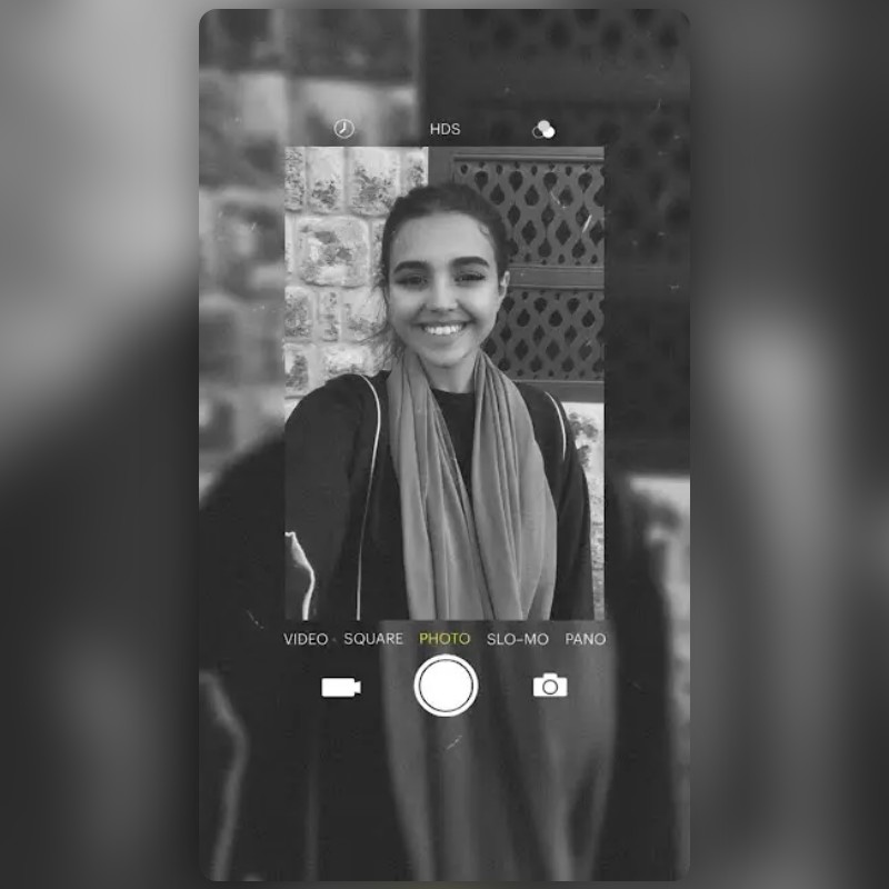 Monochromatic Camera Lens by Snapchat - Snapchat Lenses and Filters