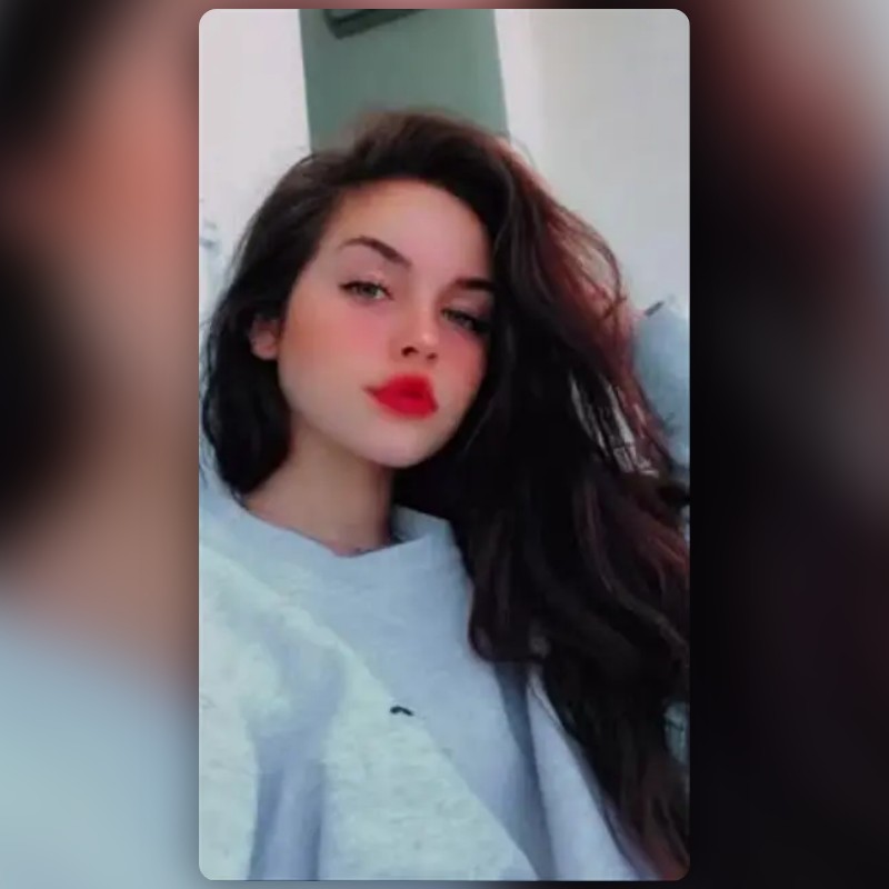 GLOW RED SOFT Filter by Sunny Bahadurpuria🎥 | Snapchat Lenses