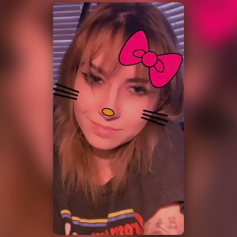 Hello Kitty Lens by Kaya - Snapchat Lenses and Filters