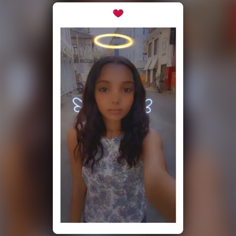 Angel & Devil Love Lens by Snapchat - Snapchat Lenses and Filters