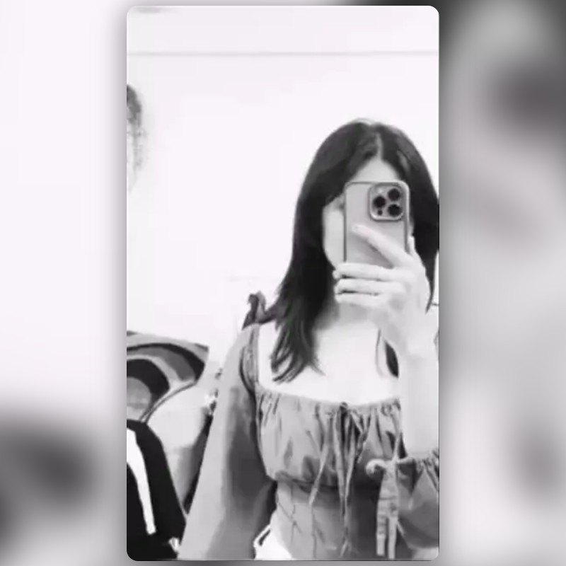 Motion Blur Lens by 𝘼𝙗𝙝𝙞𝙞𝙞 ⭑ - Snapchat Lenses and Filters