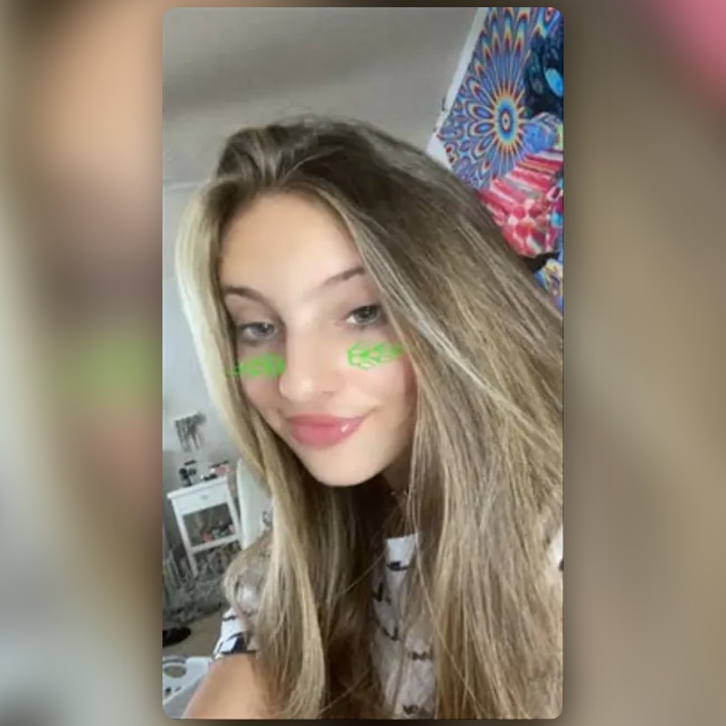 Green Flames Lens by ronny k - Snapchat Lenses and Filters