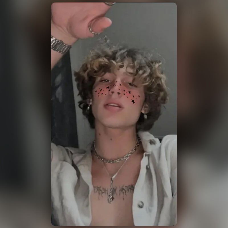 Black Stars Blush Lens by Nick Jackson - Snapchat Lenses and Filters