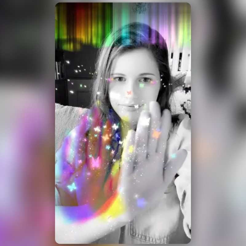 Magic Hand Lens by Snapchat - Snapchat Lenses and Filters