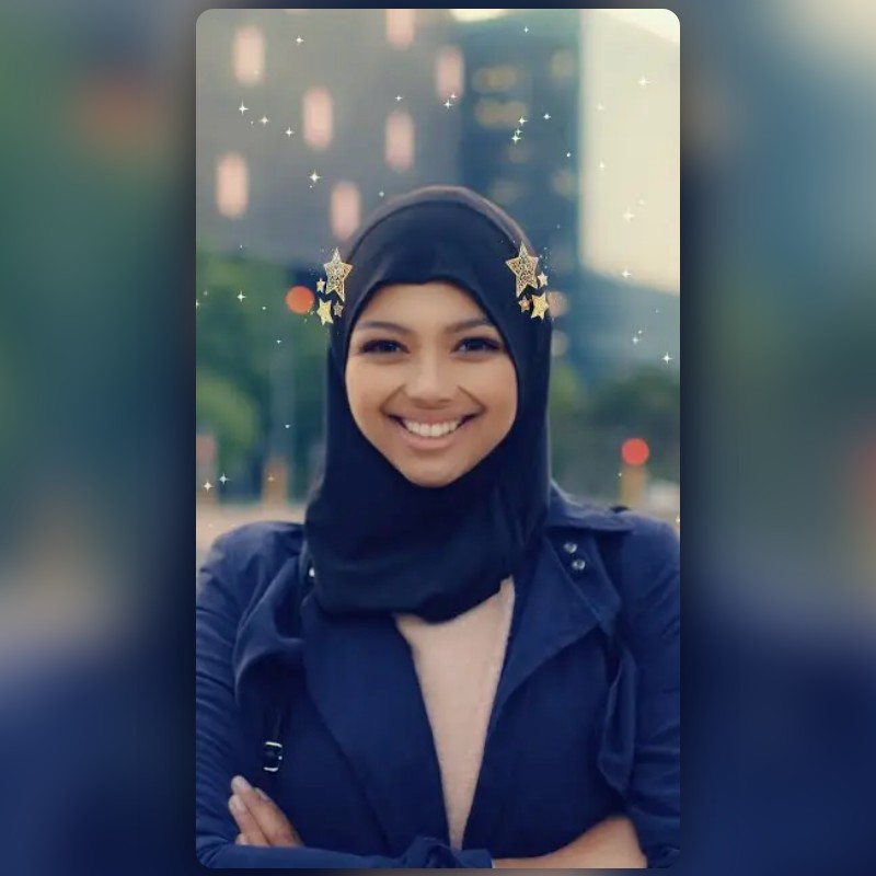 Gold Stars Lens by Snapchat - Snapchat Lenses and Filters