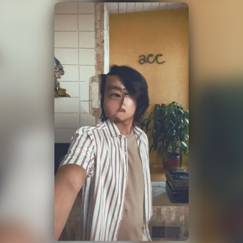 Magnifying Glass Filter by Snapchat | Snapchat Lenses