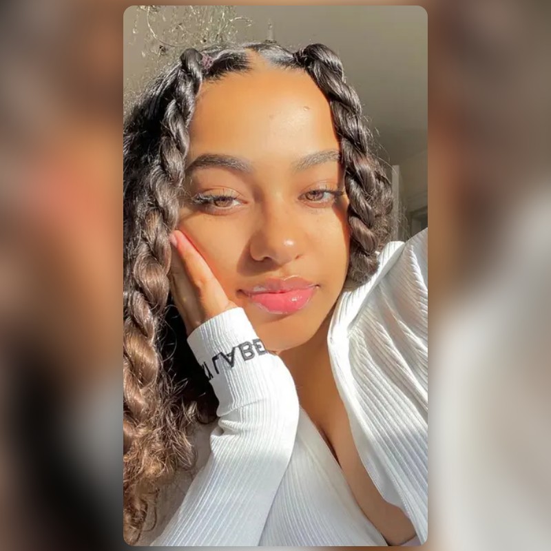 miss pretty Lens by Champagne 🔋 - Snapchat Lenses and Filters