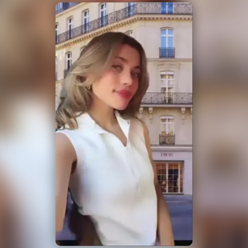 Dior 30 Montaigne Lens by Dior - Snapchat Lenses and Filters