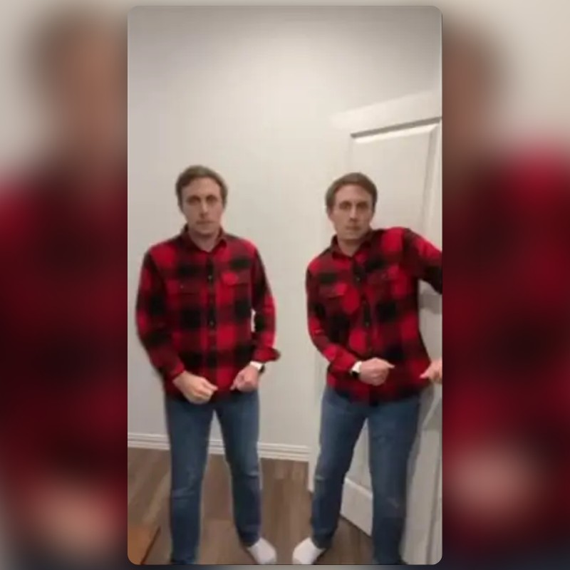 Mirrored Delay Filter by Mike | Snapchat Lenses