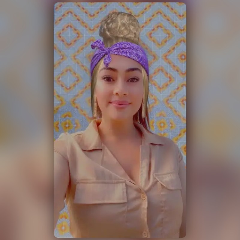Curly Hair Bun Lens by Snapchat - Snapchat Lenses and Filters