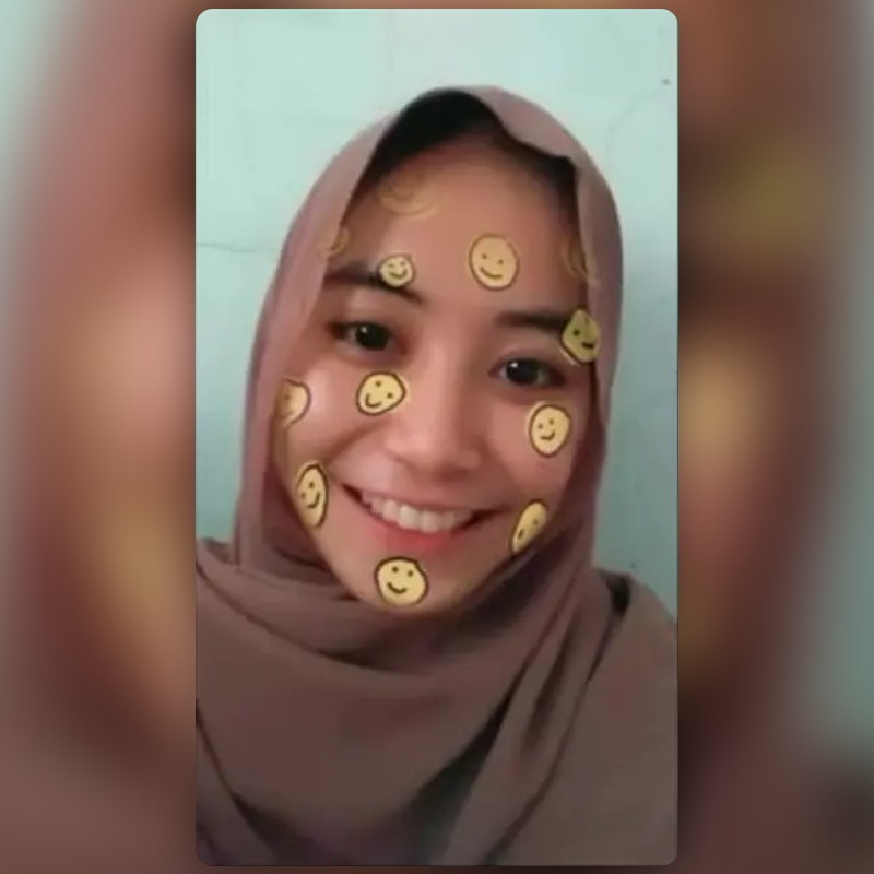 smiley face Lens by bela - Snapchat Lenses and Filters