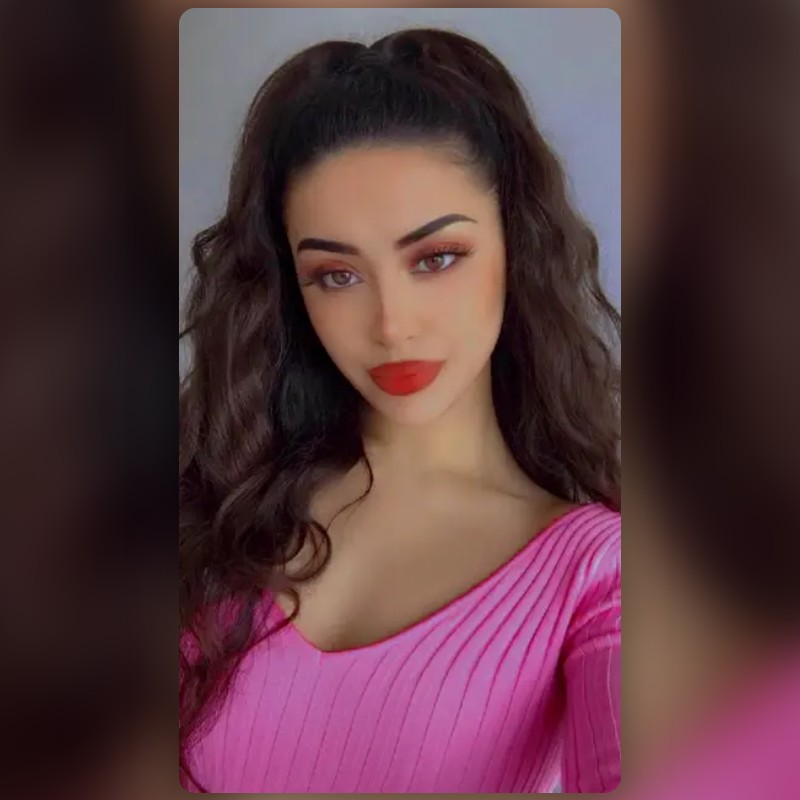 Lip Glaze 37 Lens by Sts Trends - Snapchat Lenses and Filters