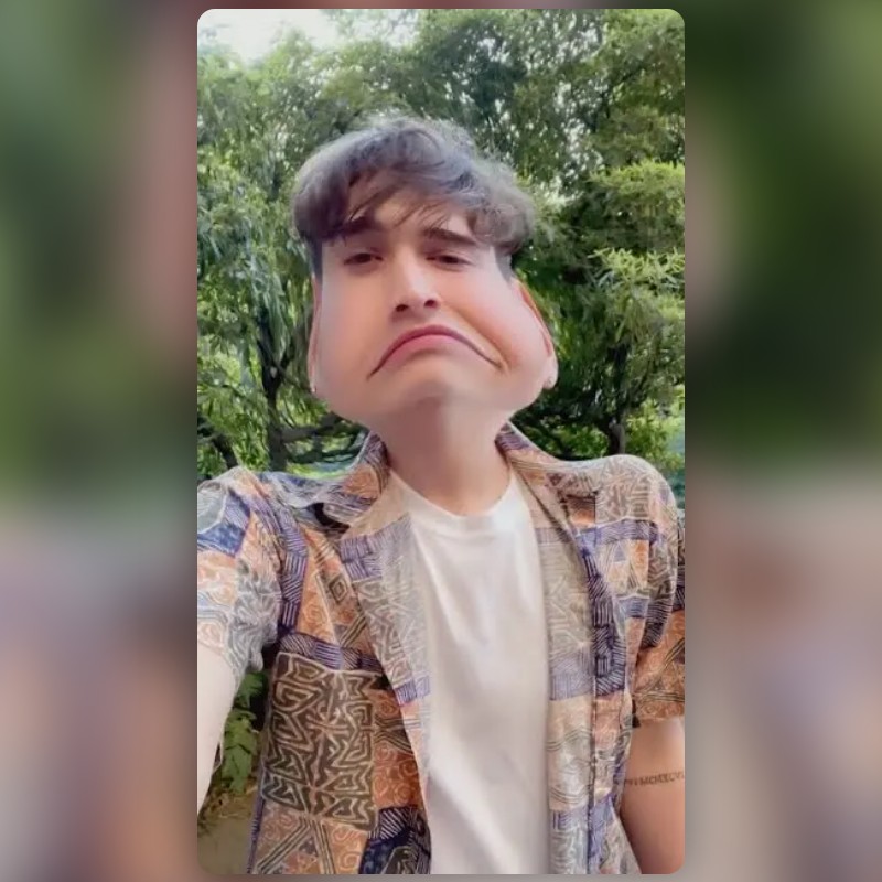 Stretchy Face Filter by Snapchat | Snapchat Lenses