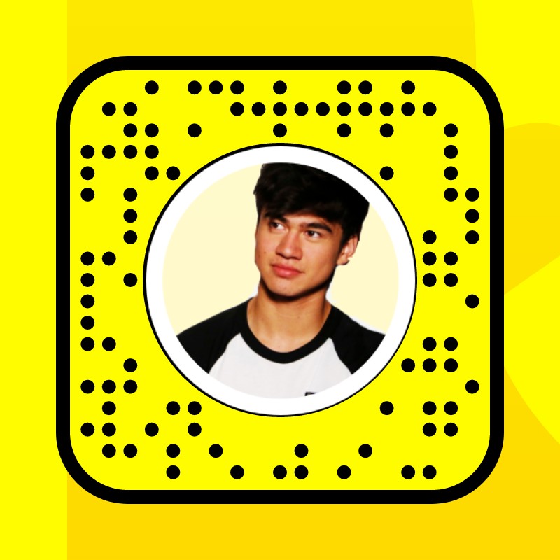 Emma and Calum Lens by Kat - Snapchat Lenses and Filters