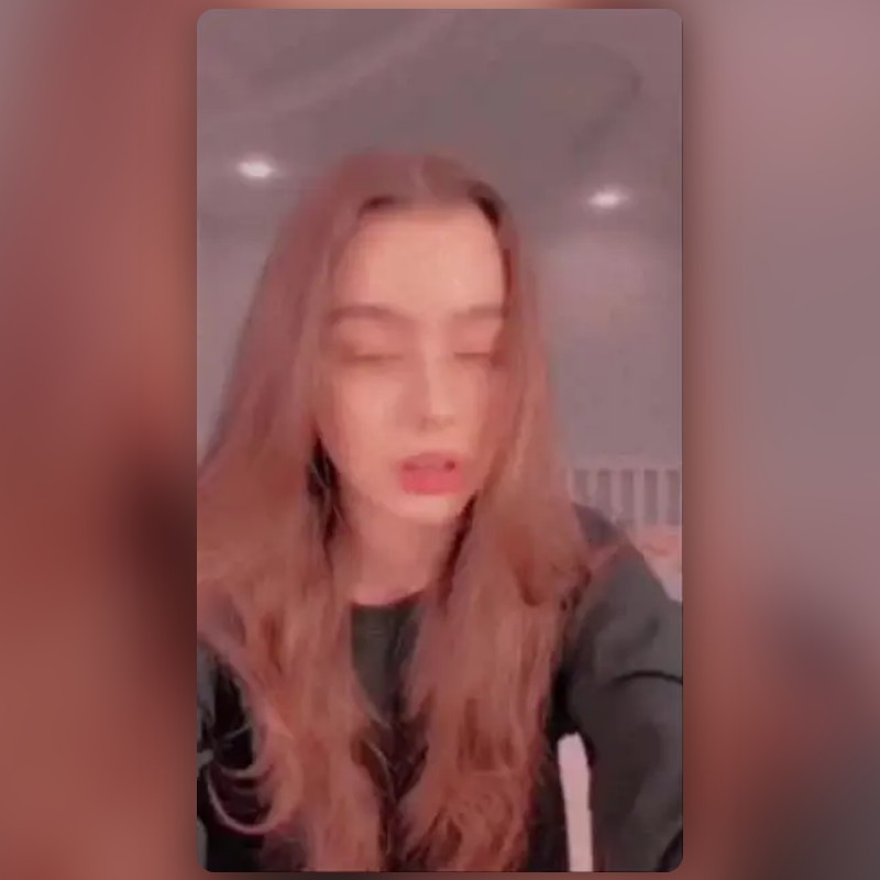 Ross Grain Lens by RAUA 🖤. - Snapchat Lenses and Filters