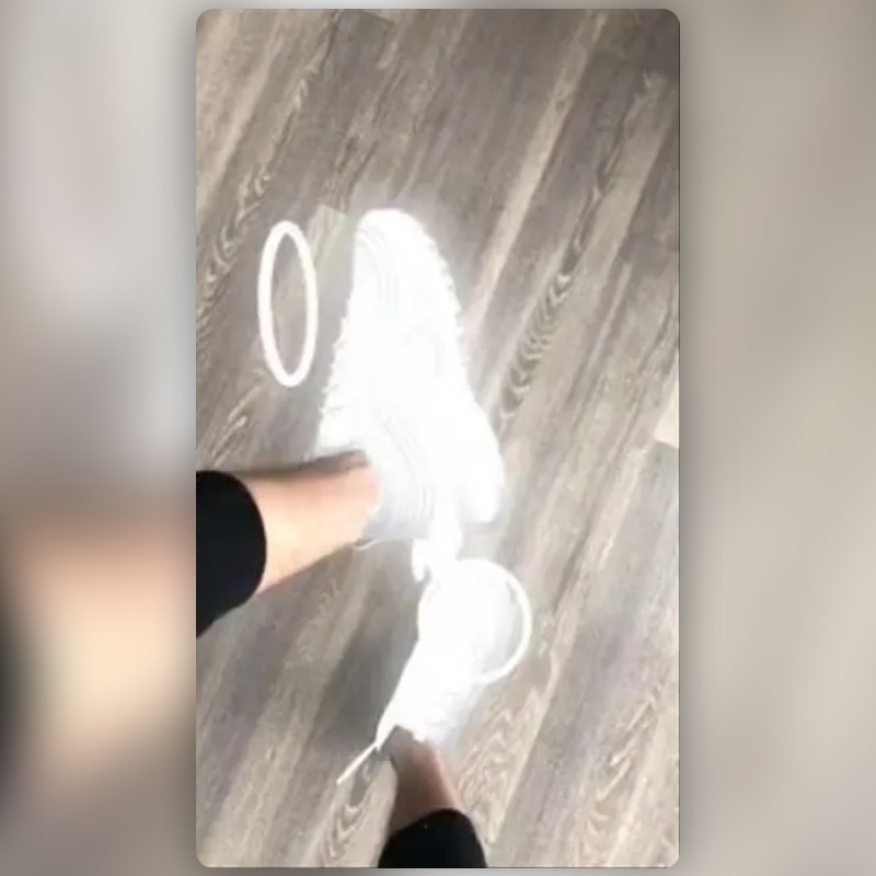 Angel Shoes Filter by Justin Melillo 🎨 | Snapchat Lenses