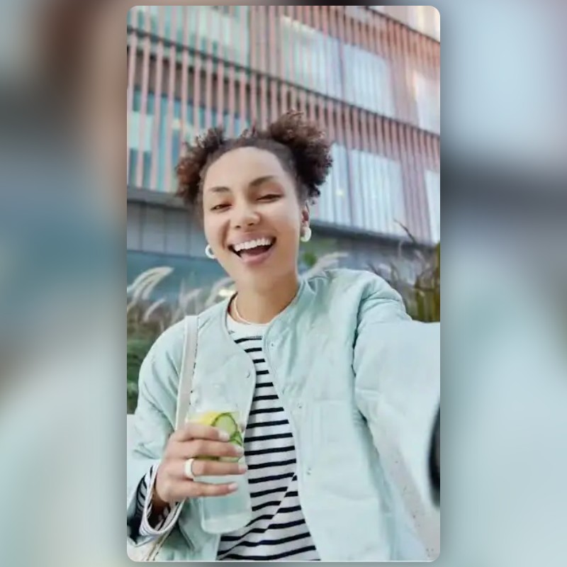 Vertical swipe Slide Show Lens by Snapchat - Snapchat Lenses and Filters