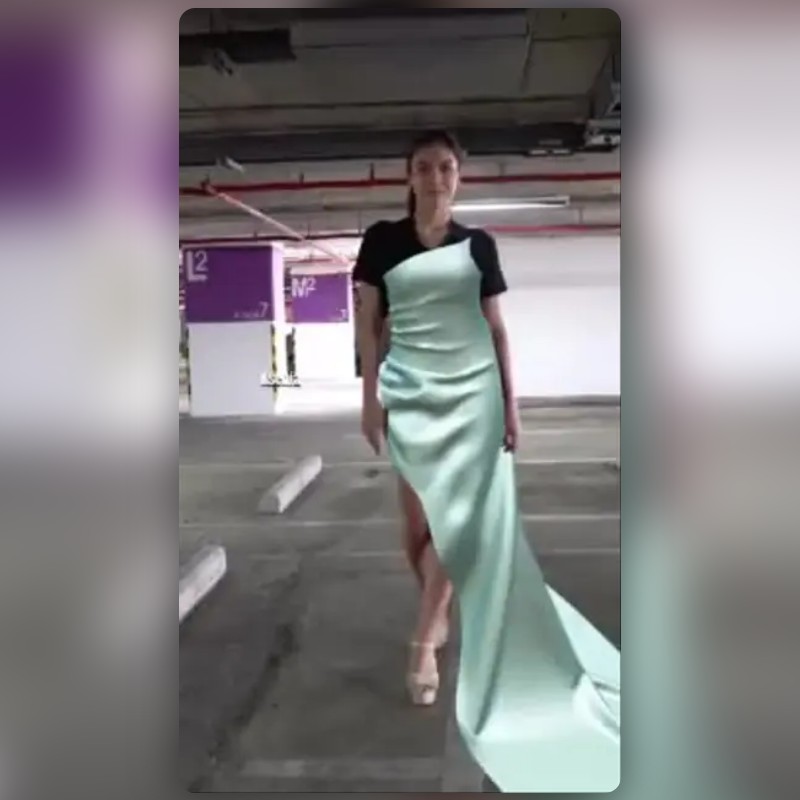 Silver Dress Lens by Connect Studio - Snapchat Lenses and Filters