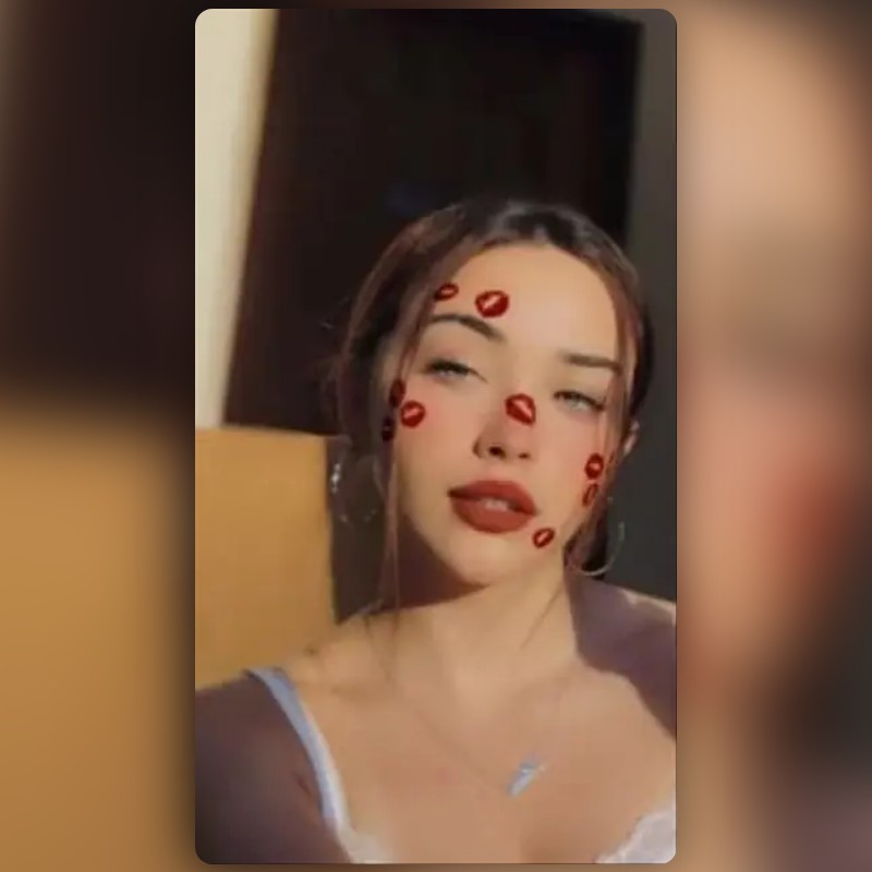 Kiss Me Lens by Dhruvin Vadaliya - Snapchat Lenses and Filters