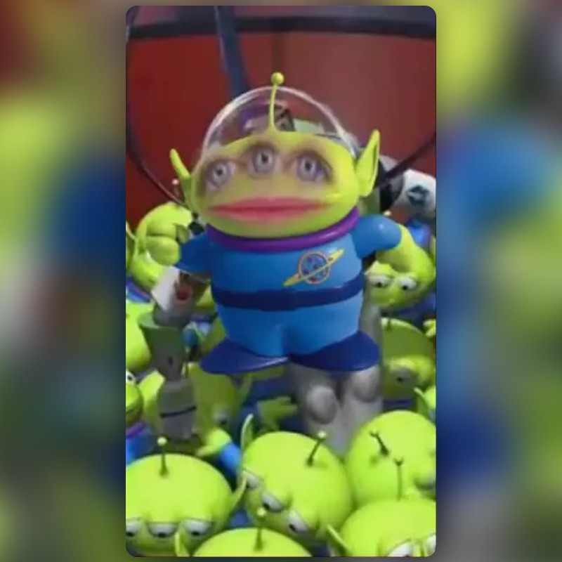 Alien Toy Lens by Anastasia Berliana - Snapchat Lenses and Filters