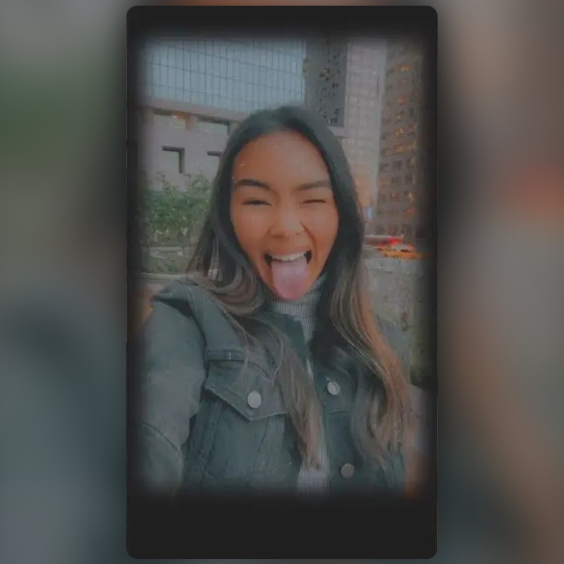 Blurred Dark Frame Lens by Snapchat - Snapchat Lenses and Filters