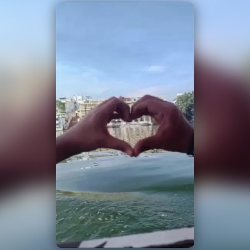 LOVE Lens by Tanisha Arora - Snapchat Lenses and Filters