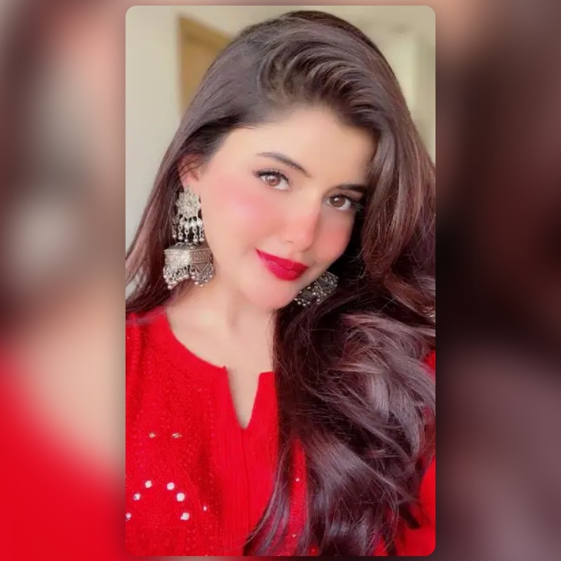 Simple Soft Lens by Sunny Bahadurpuria🎥 - Snapchat Lenses and Filters