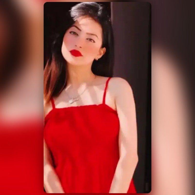 เลนส์ REDness HOTness สร้างโดย Sunny Bahadurpuria🎥 - เลนส์และฟิลเตอร์ Snapchat