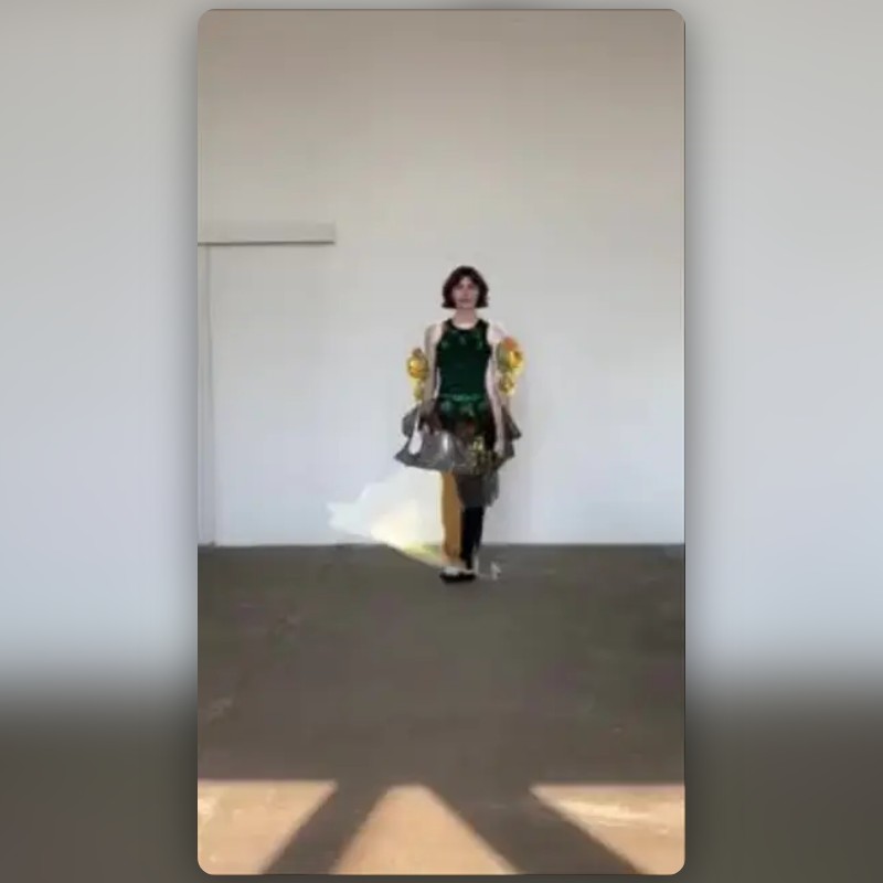 Yellow roses Lens by Filip Aura - Snapchat Lenses and Filters