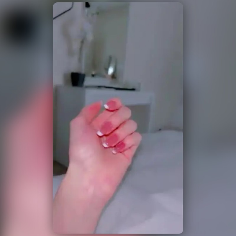 Soft Skin Filter Lens by Sunny Bahadurpuria🎥 - Snapchat Lenses and Filters