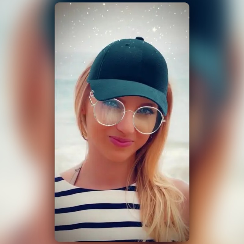 Cap and Sunglasses Lens by Snapchat - Snapchat Lenses and Filters