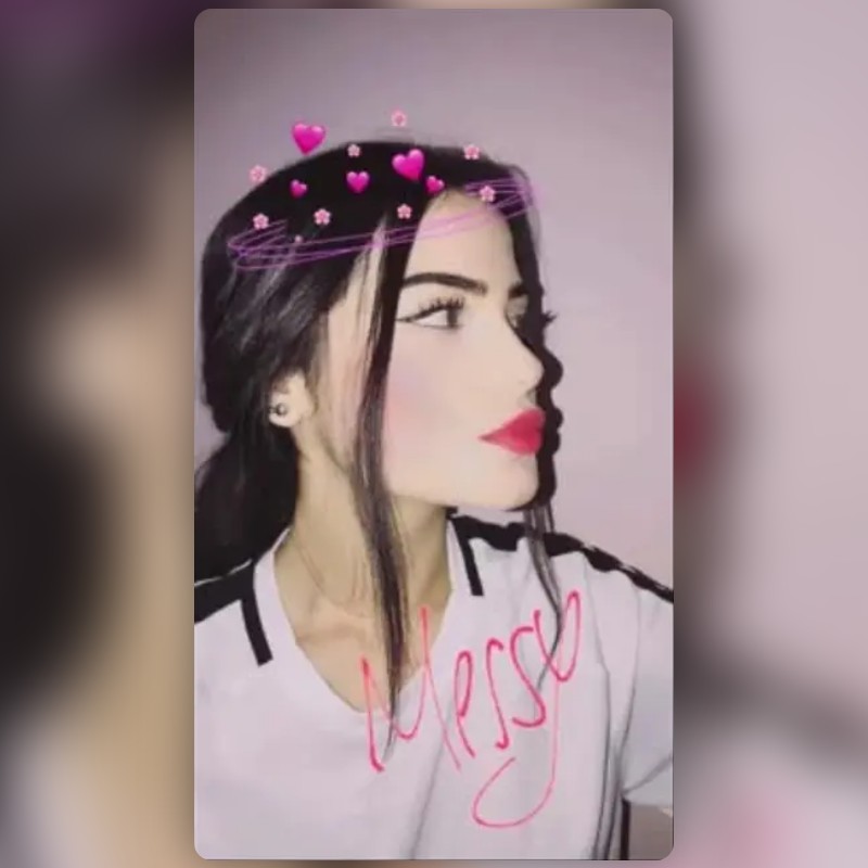 Soft Bokeh Heart Lens by Sunny Bahadurpuria🎥 - Snapchat Lenses and Filters